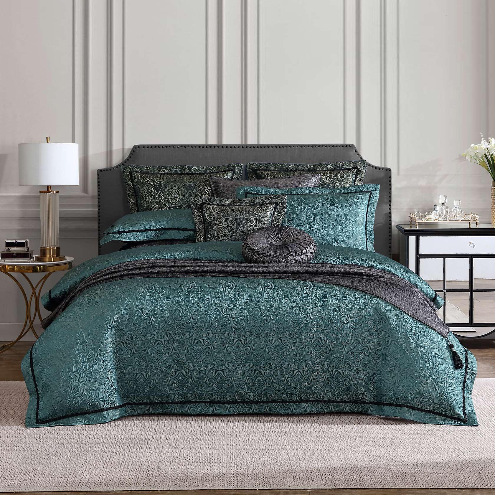 Valencia Emerald Quilt Cover Set by Davinci | Planet Linen